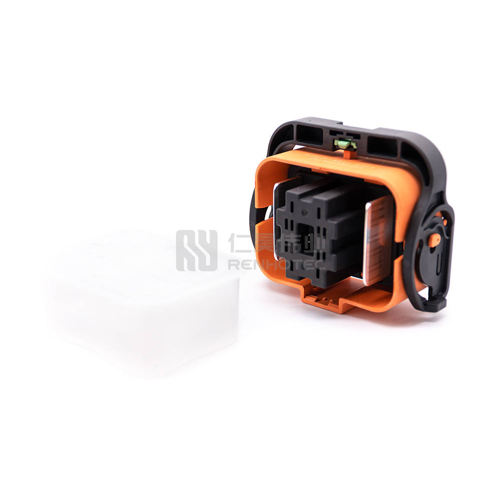 Automotive Connectors MINI MSD 200A Plug With Fuse - Renhotec